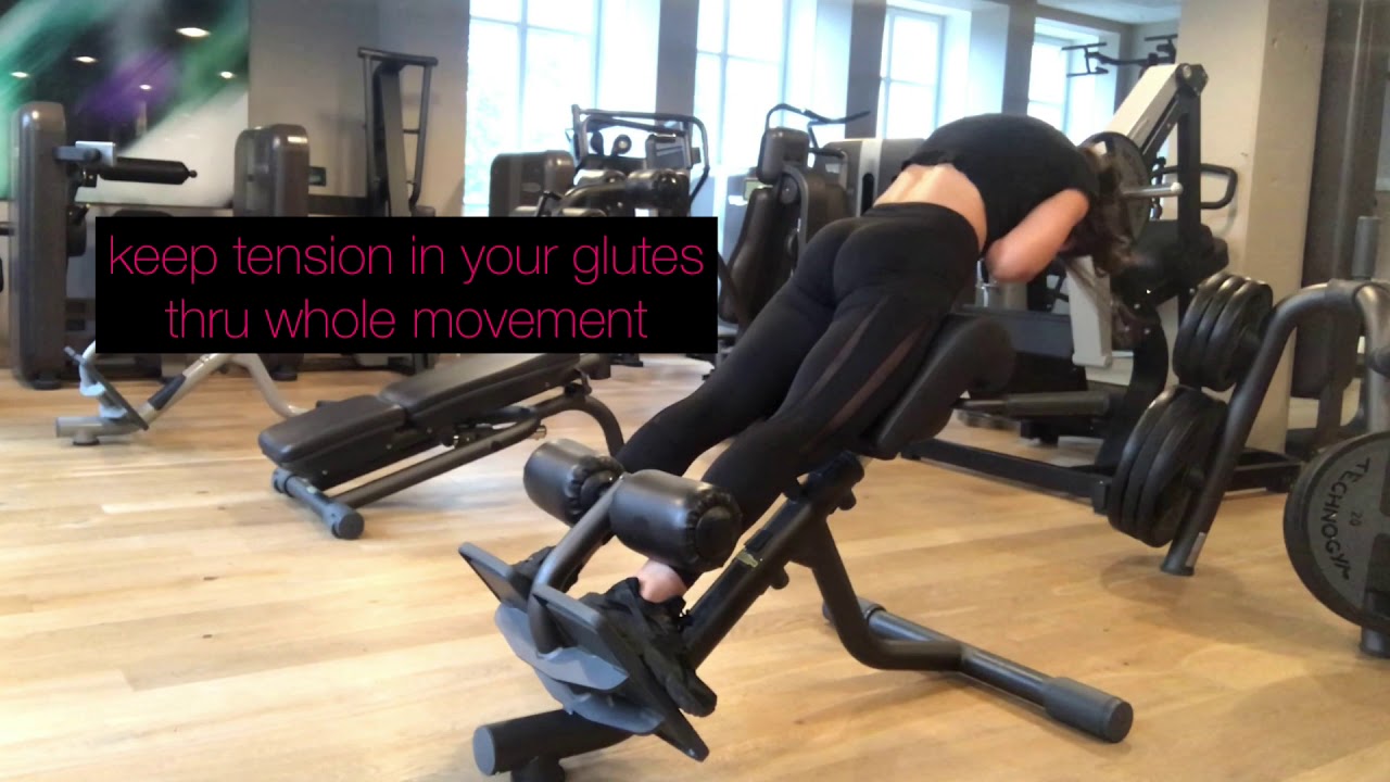 Work your Glutes on the back extension machine - YouTube