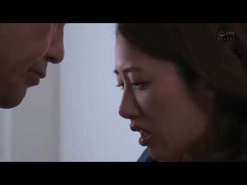 Japanese girl tongue kiss old man #kiss #lovestatus #japan #viral # 01 1