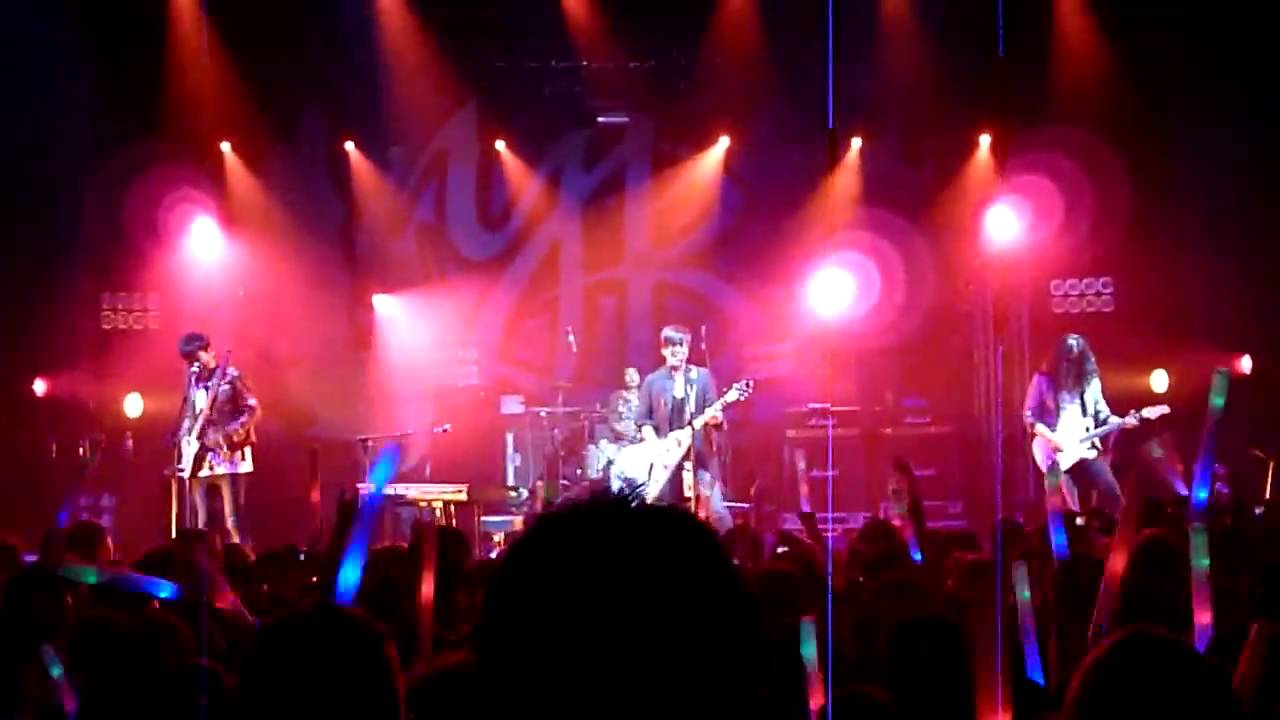 YB [윤도현밴드] Concert Sydney 29th Aug 2009 4 [오늘은] - YouTube