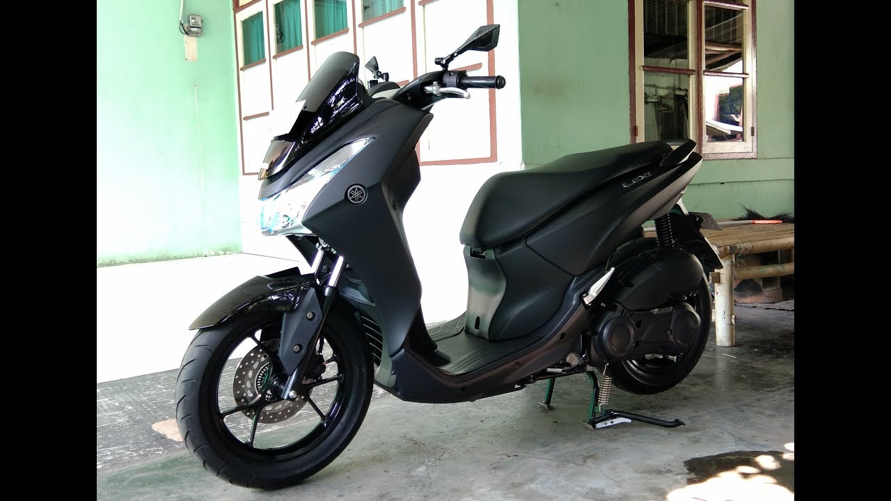 Yamaha Lexi pake pelek, ban dan spakbor depan punya aerox - YouTube