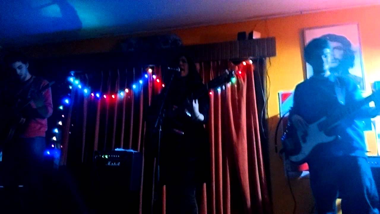 Música para pastillas (cover) - MUdra (Magdalena Gonzalez) - YouTube