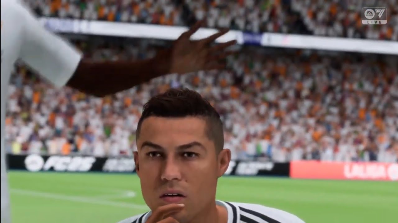 PS4 FC 25 Real Madrid Cristiano Ronaldo Fantastic Freekick - YouTube