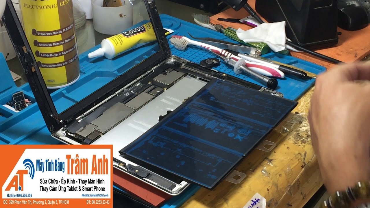 Thay pin IPAD 4 (A1460) - YouTube