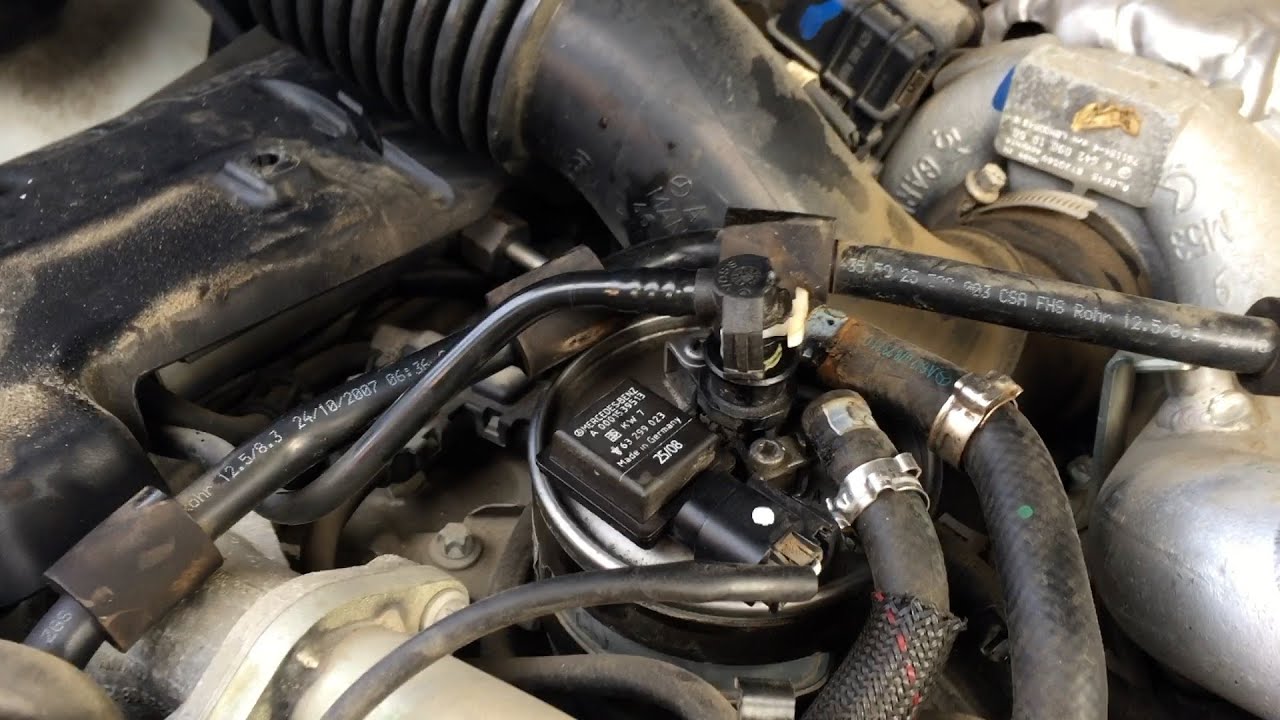 DIY: Sprinter Fuel Filter Replacement - YouTube