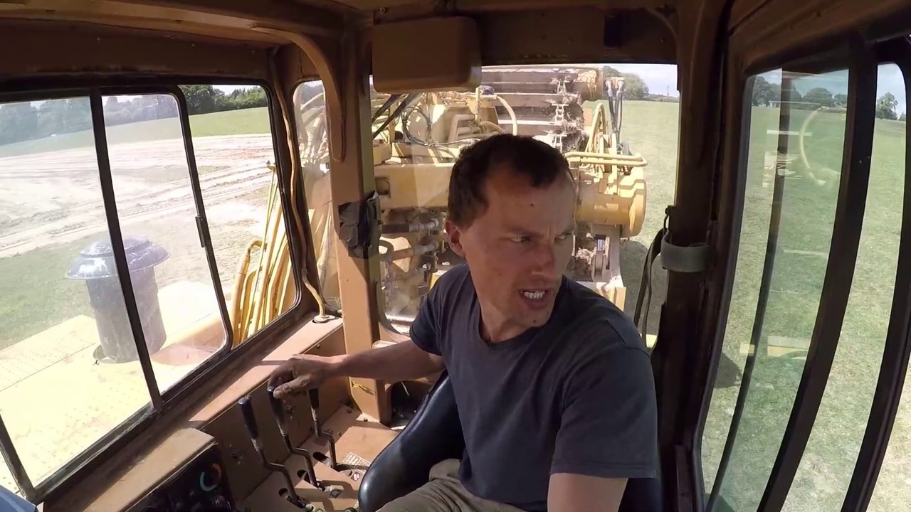 CAT 615C Elevator Scraper! First Impression! - YouTube