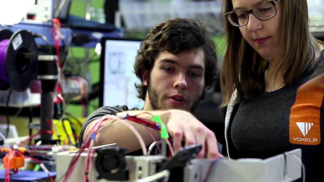 Voxel8 The World's First 3D Electronics Printer - YouTube