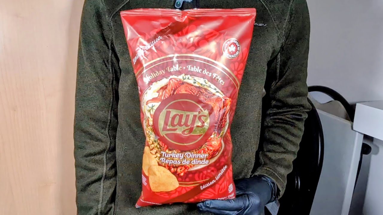 LAY'S Turkey Dinner Chips REVIEW - YouTube