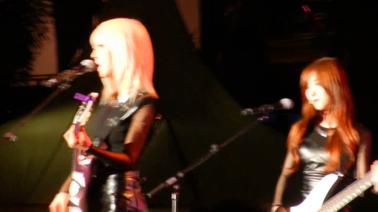 [HD Fancam] AOA Black - MOYA / 모야 @ Sundown Festival 2013 (131116 ...
