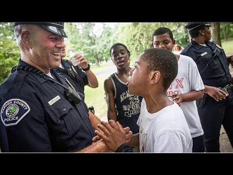 Safely handling juvenile-police interactions. - YouTube