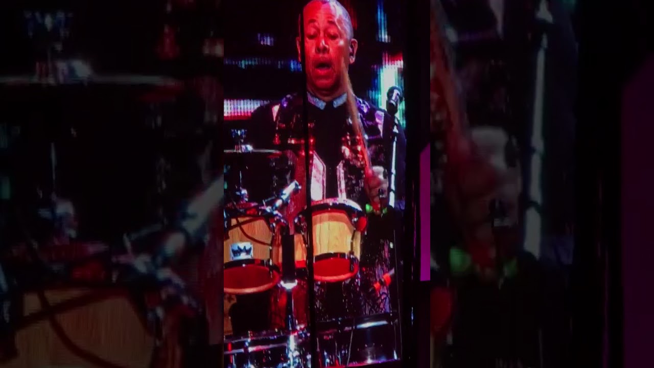 Classic Ralph Johnson of Earth, Wind & Fire : "Evil" Drum Solo - YouTube