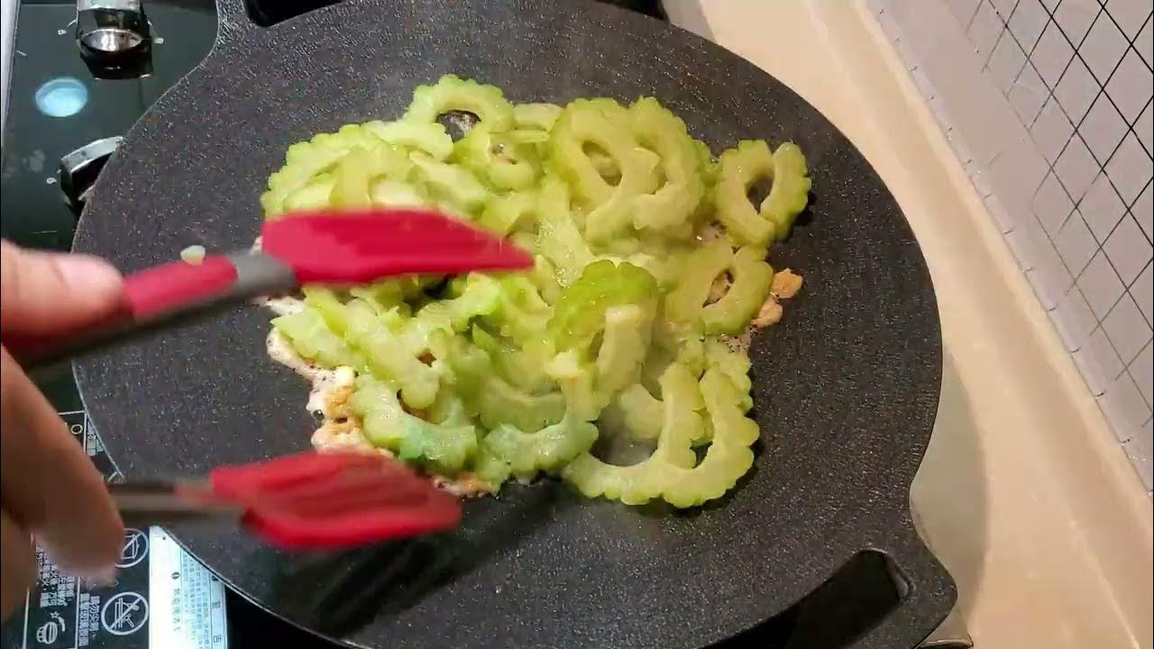 LaCena烤盤\韓國製重力鑄造IH萬用烤盤\電磁爐可用\煎煮烤皆可\露營烤盤\鹹蛋苦瓜簡單炒\青椒牛肉\康寶海鮮湯塊\小磨坊風味油\鮮味炒手 - YouTube