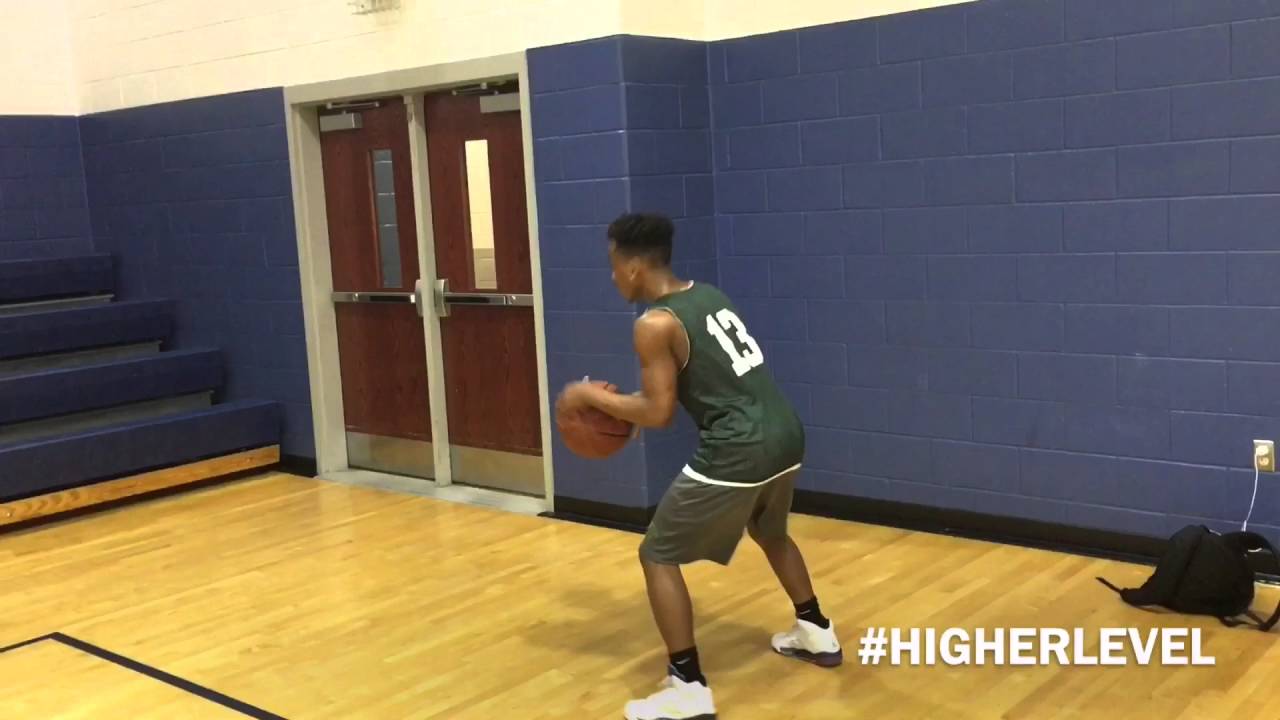 Point Guard Passing Series (Whip pass) - YouTube