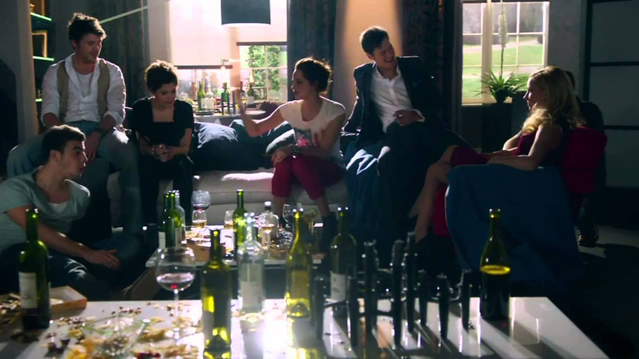 MarBecca - The Story Part 2 - Ablenkung/Distraction - YouTube