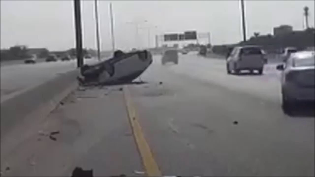 Crazy Road Rage And Huge Crash •• - YouTube