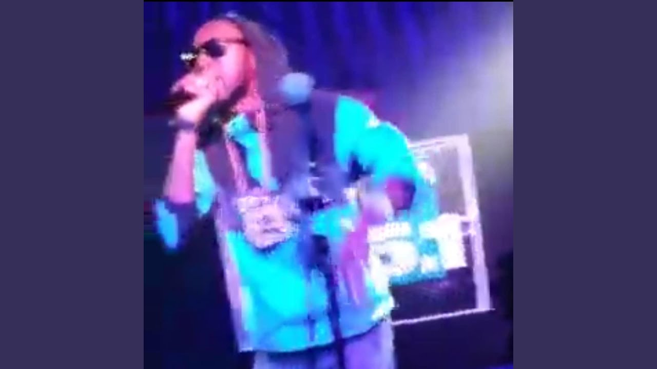 Watch Me Move - YouTube