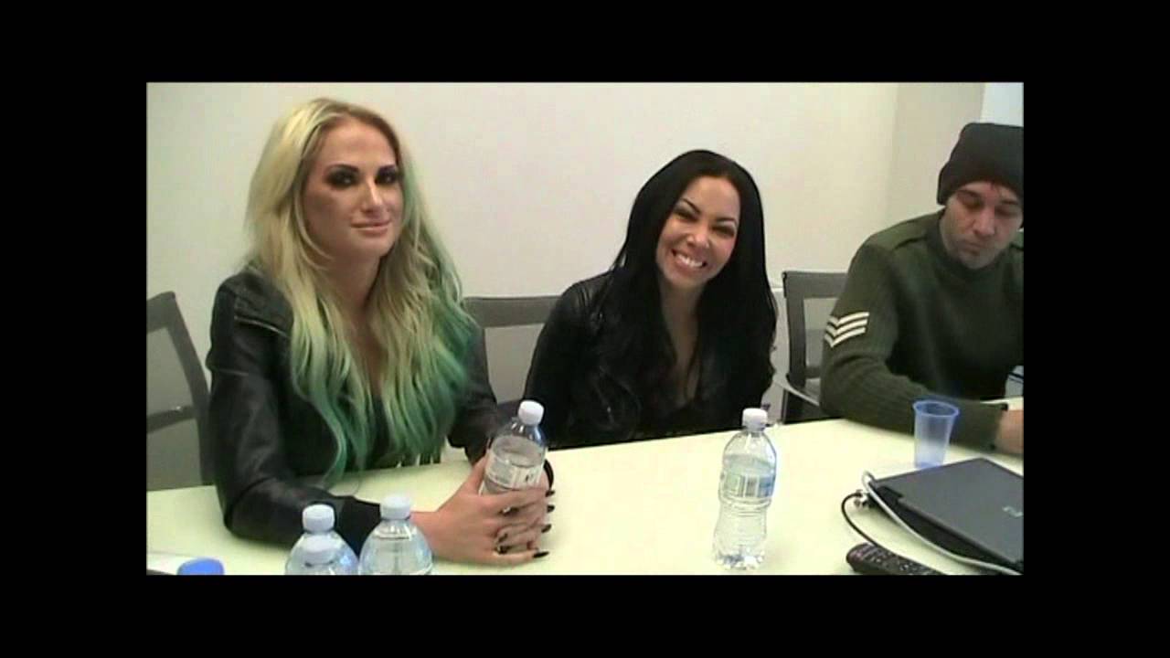 Butcher Babies: an interview with the whole band, in Italy - February ...