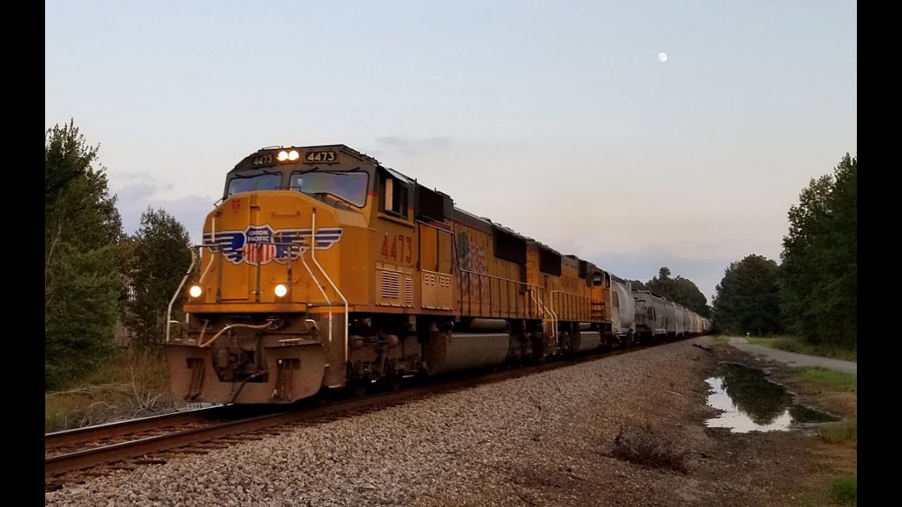 NOTCH 8! NS 338 at Dry Branch Rd w/ HOWLING UP SD70M duo! - YouTube