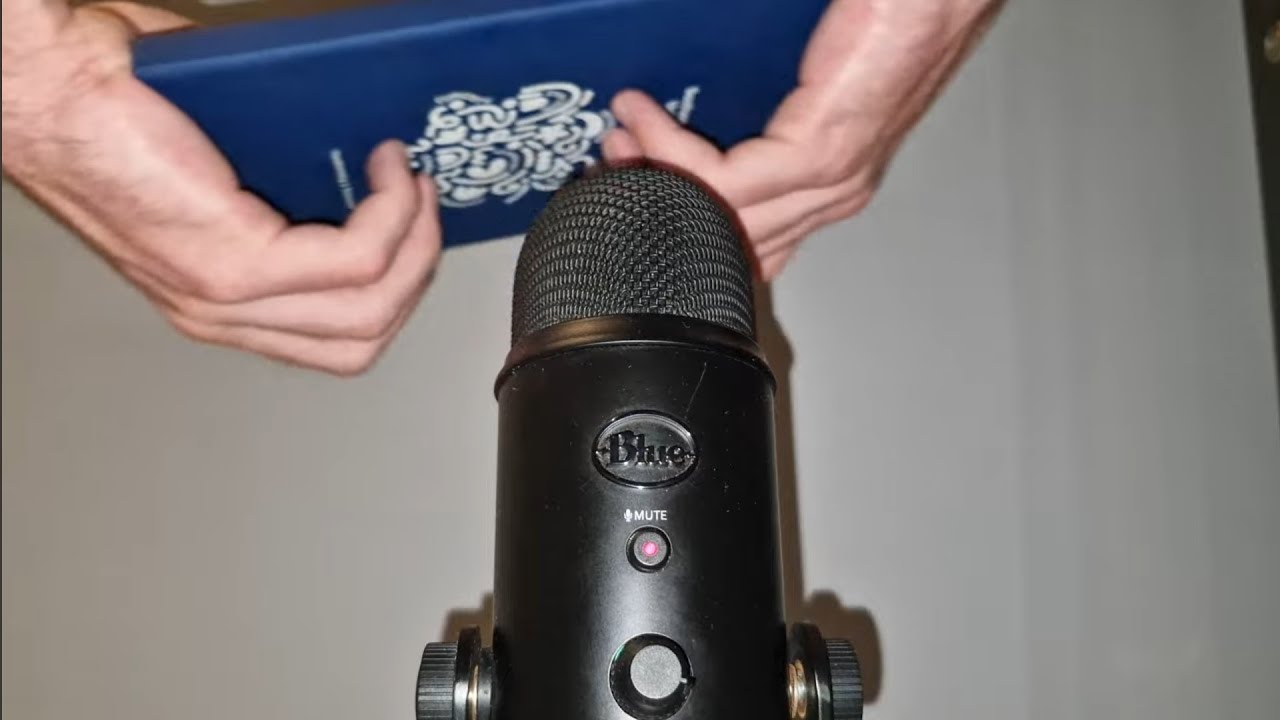 FAST AND AGGRESSIVE ASMR 4K | TAPPING STYLE - YouTube