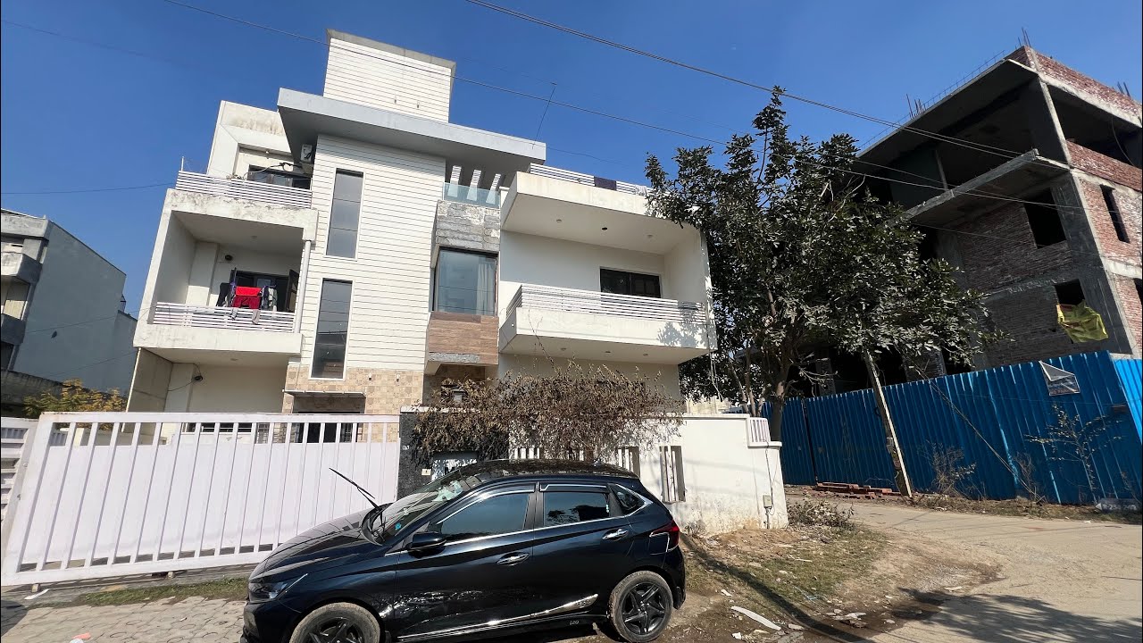 Corner 342 Sq Yard Independent House Home Villa kothi for Sale in Sector 45 Gurgaon - YouTube