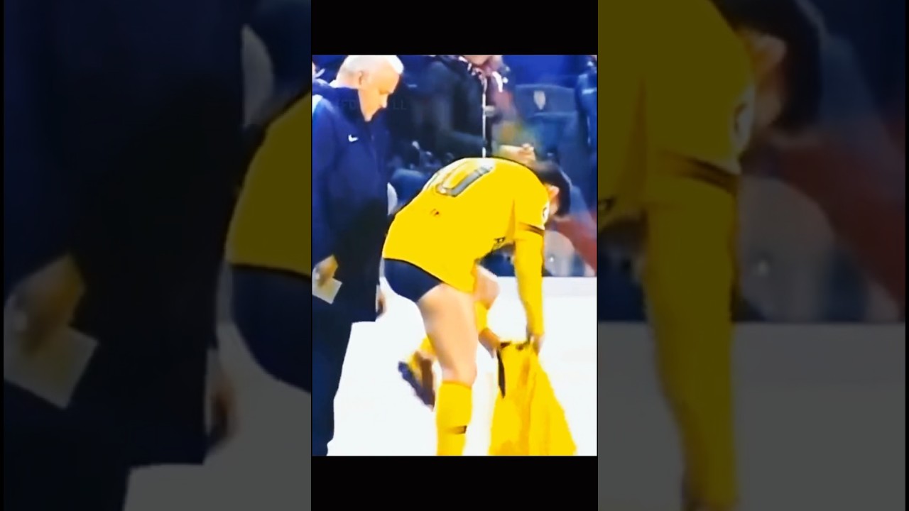 Greatest Messi Fails & Funny Moments 🤣🤣 - YouTube