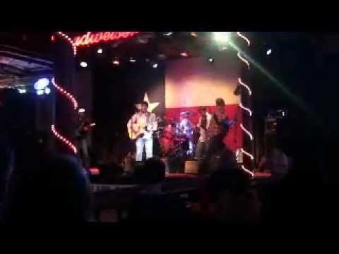 Kris Gordon- Colder Than A Bad Girl's Heart- Live - YouTube