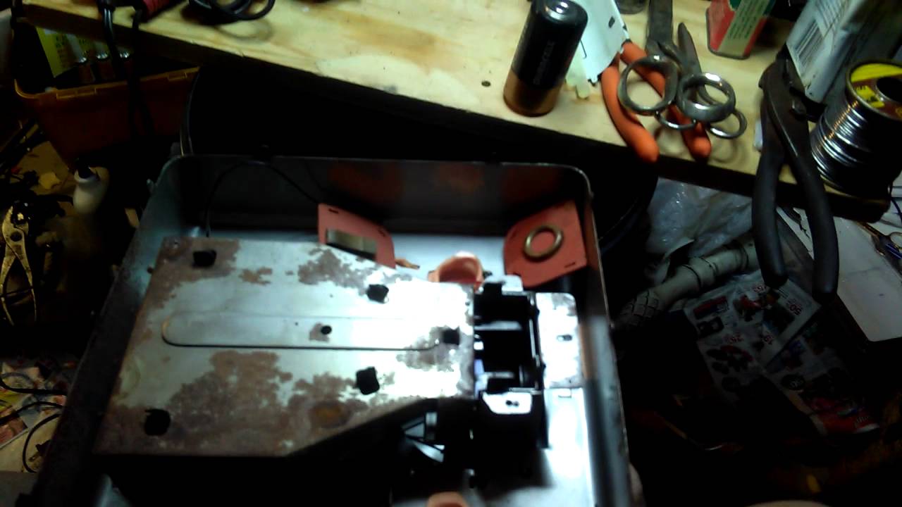 DANCING MERRY CHIMP - YouTube