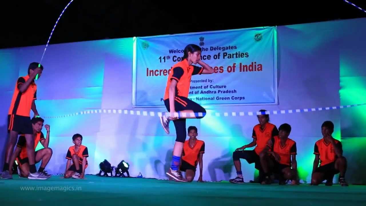 Rope skipping dance - YouTube