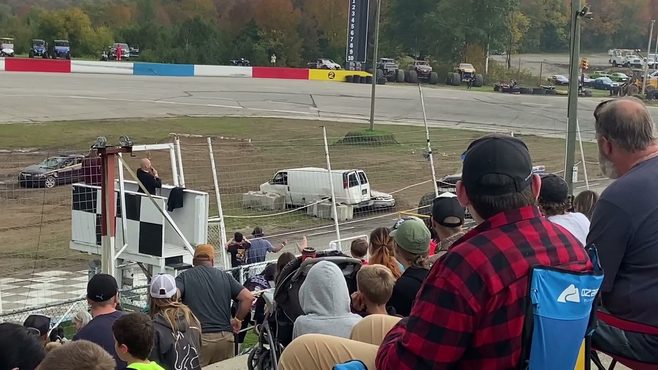 Wadded Up Monster Truck Show Sunday Show - YouTube