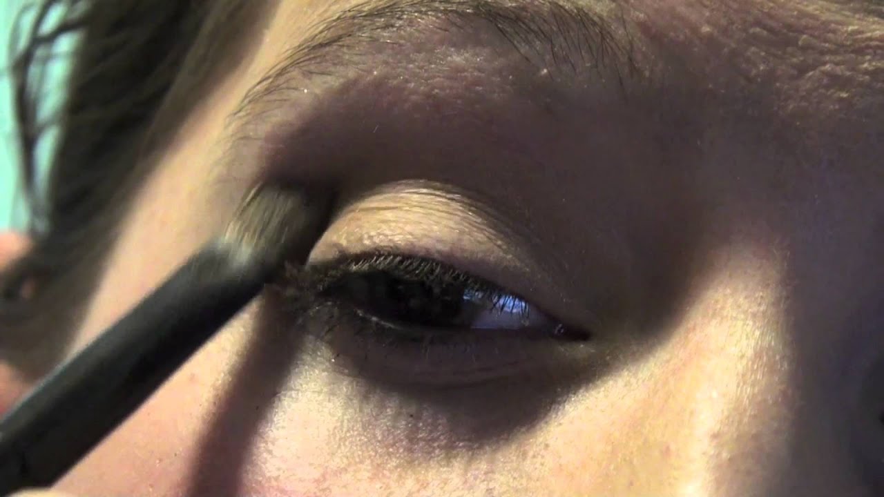 Megan Fox Cat Eye makeup tutorial - YouTube