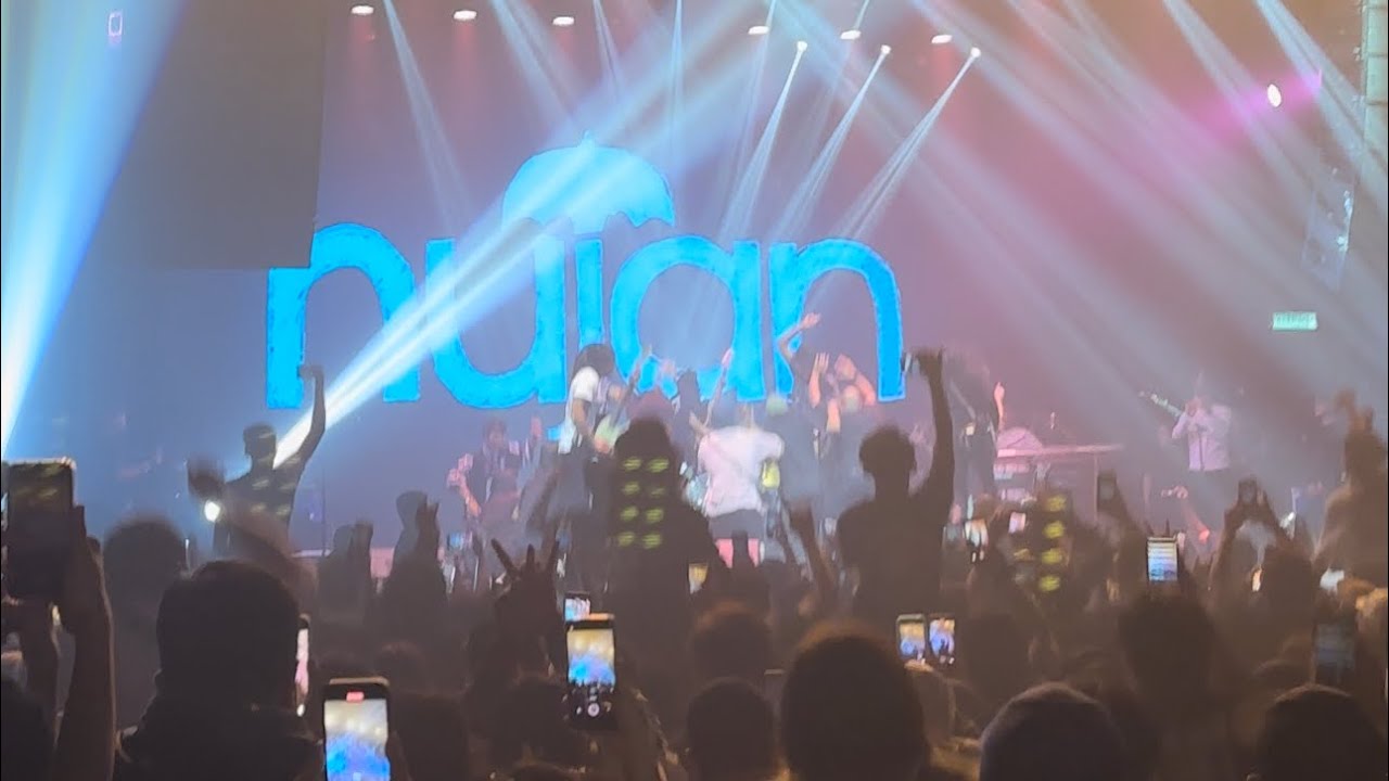 Hujan - Aku Scandal Riot Kidz - YouTube