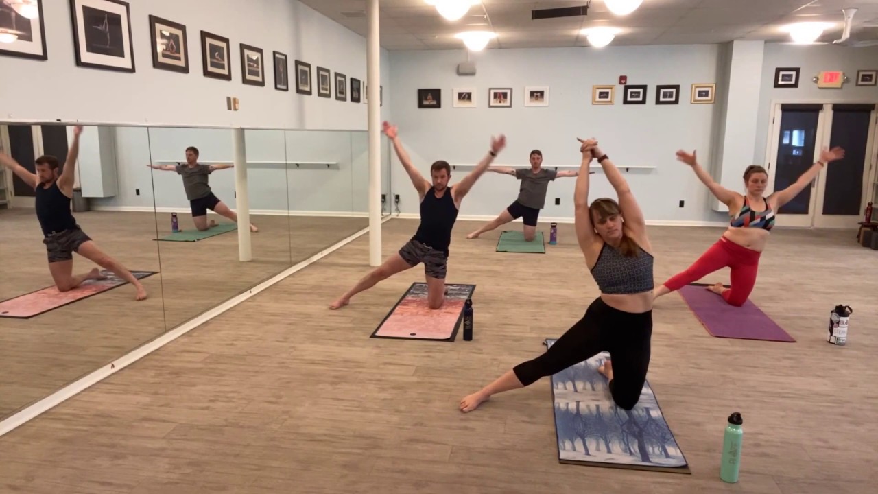 Make Your Spine Work Nice Yoga Flow with Sara Curry (60) - YouTube