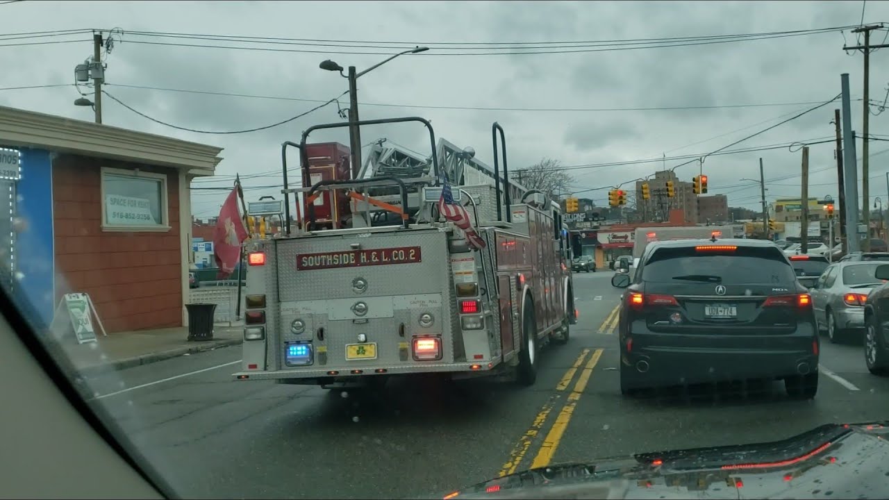 Hempstead FD - Ladder Co. 2 #REDCOATS - YouTube
