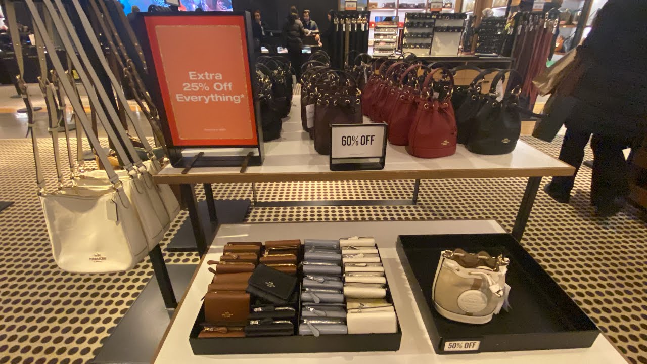 COACH OUTLET STORE | NEW SIGNATURE LEATHER COLLECTION & GIFT SETS 🎁 ...