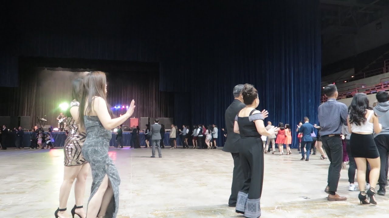 Hmong party La Crosse Hmong New Year Party 2018-19 - YouTube