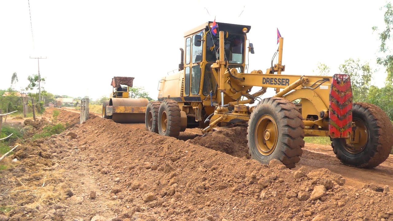 Land Clearing Technique For Village Road Foundation Using Dresser 850 ...
