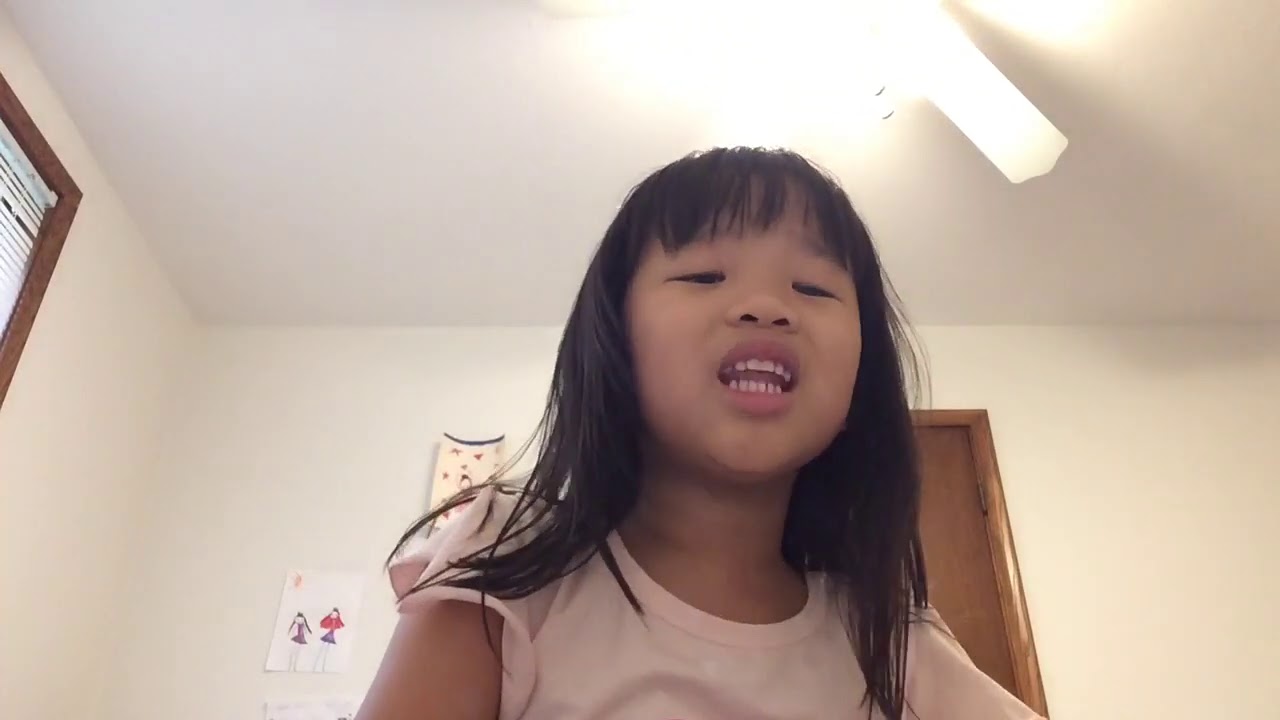Emma Xu is singing creative song - YouTube