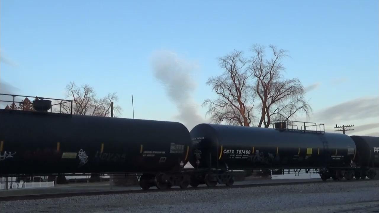 CP-249 OS Pewaukee, WI on 1-17-25 2x0x0 w/KCS-4049 - KCS-4815 10,100 ft - YouTube
