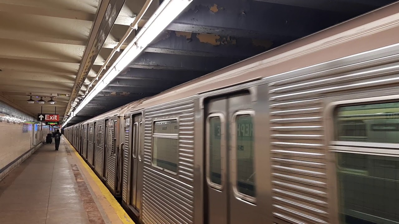 R32 C train leaving Shephard Avenue - YouTube