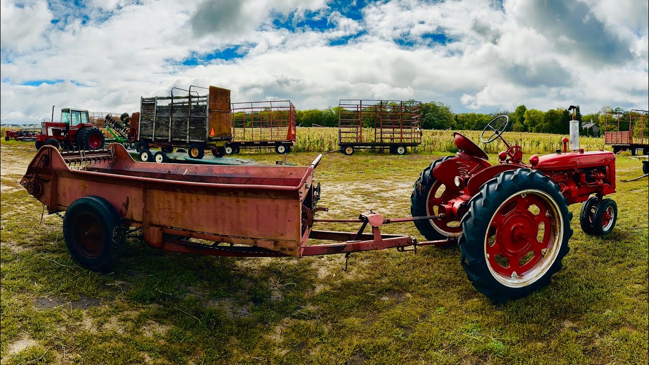 Farmall C, Pearson Family Farm - YouTube