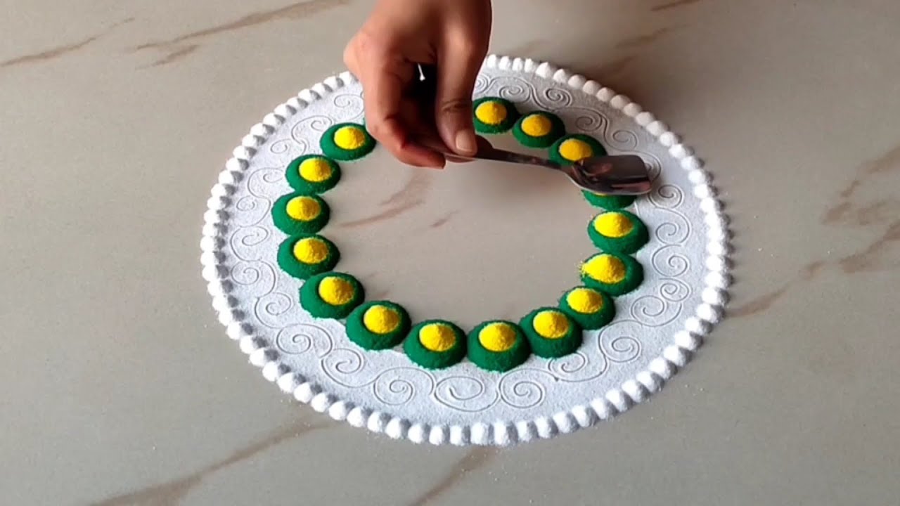 3 STUNNING AND CREATIVE MULTI-COLOURED RANGOLIS|| SATISFYING RANGOLI ...