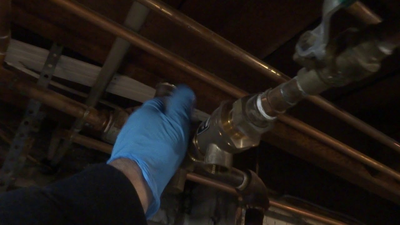 common no heat after very cold day - YouTube