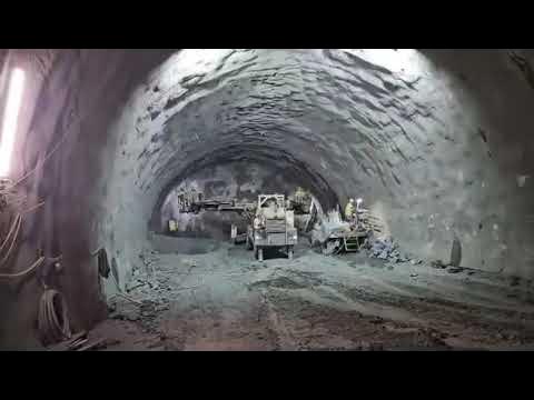 Sorin Grindeanu- Primul tunel forat pe o autostradă din România este aproape finalizat! - YouTube