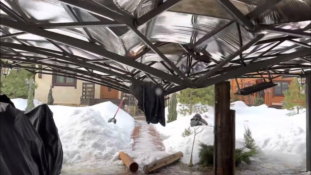 Изготовитель данного навеса не экономил на материале, но навес все ...