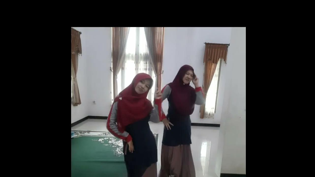 TARI ZUNEA ZUNEA (CLEOPATRA) SYIFAUL QOLBI - YouTube