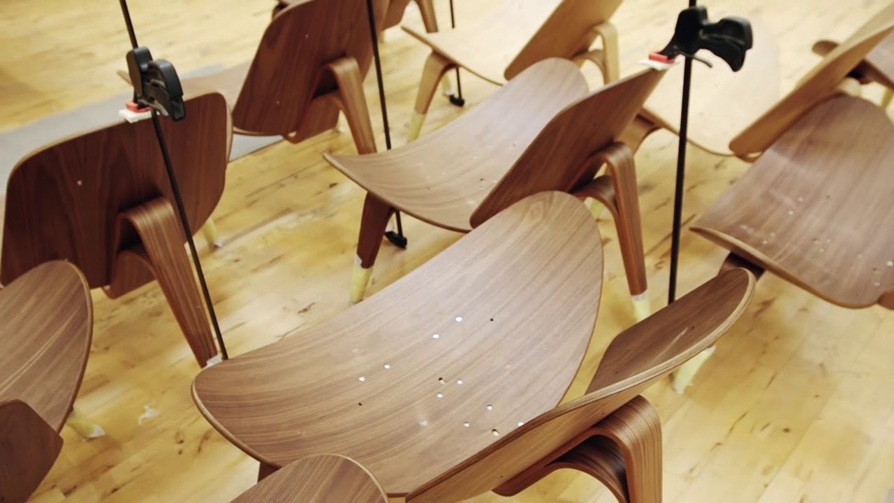 The famous Shell Chair CH07 - YouTube
