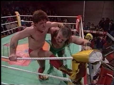 Chain Match: Finlay vs. Collins - YouTube