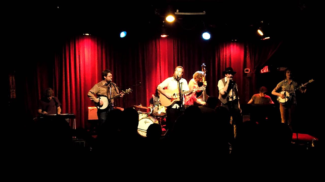 Jack Grelle and the Johnson Family: "Darlin'" - YouTube