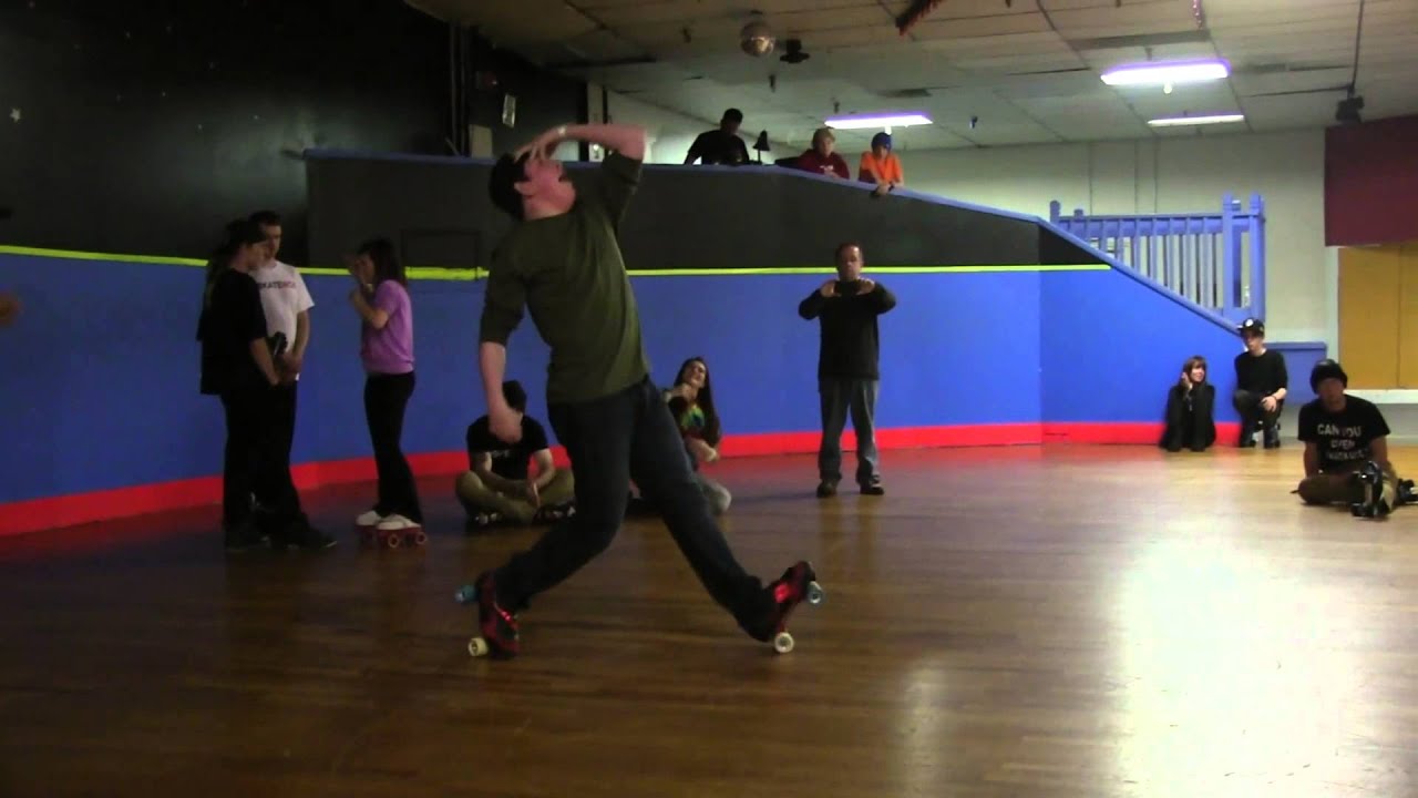 The SHOW 2v2: Pat & Sam vs. Levi & Bryan - YouTube