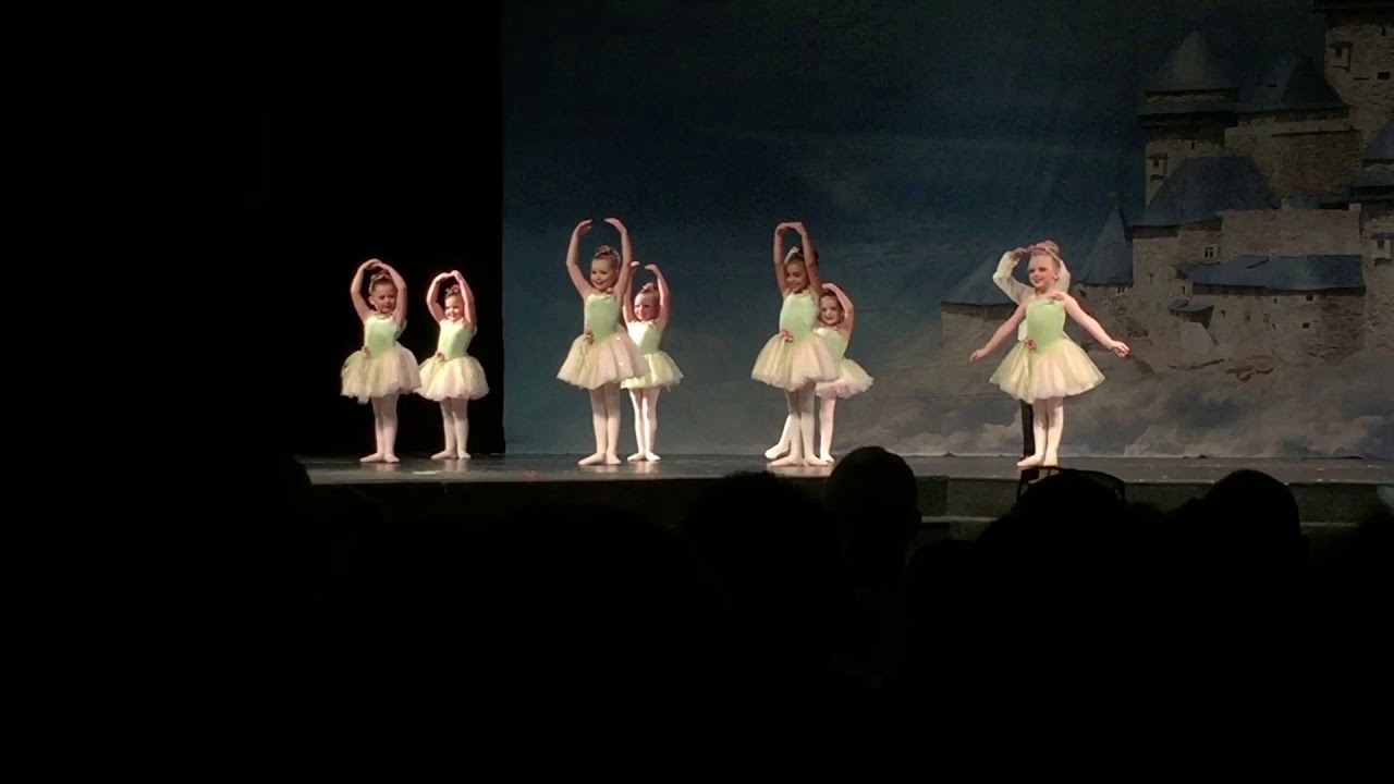 Laila Hicks - Dance Recital (A) - YouTube