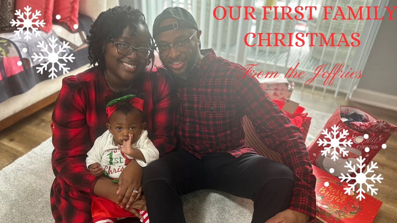 CHRISTMAS VLOG | OUR FIRST FAMILY CHRISTMAS! - YouTube